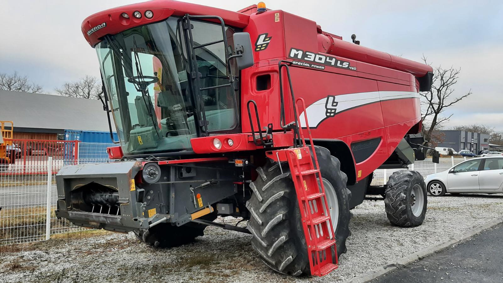 Moissonneuse batteuse Laverda d'occasion en vente sur AgriModerne ...